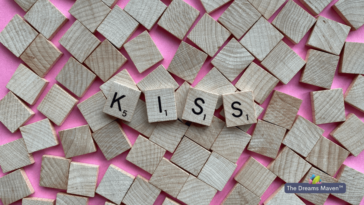 What’s in a kiss? Dreams of kissing – Dream Expert • Dreams Therapist